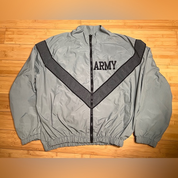 Jackets & Coats | Us Army Gray Pt Physical Training Ipfu Lined Uniform ...